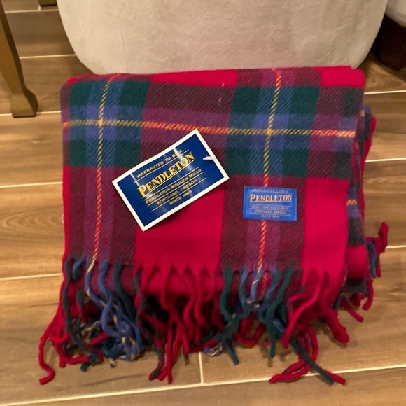 Pendleton | Accents | Vintage Pendleton Highland Motor Robes | Poshmark